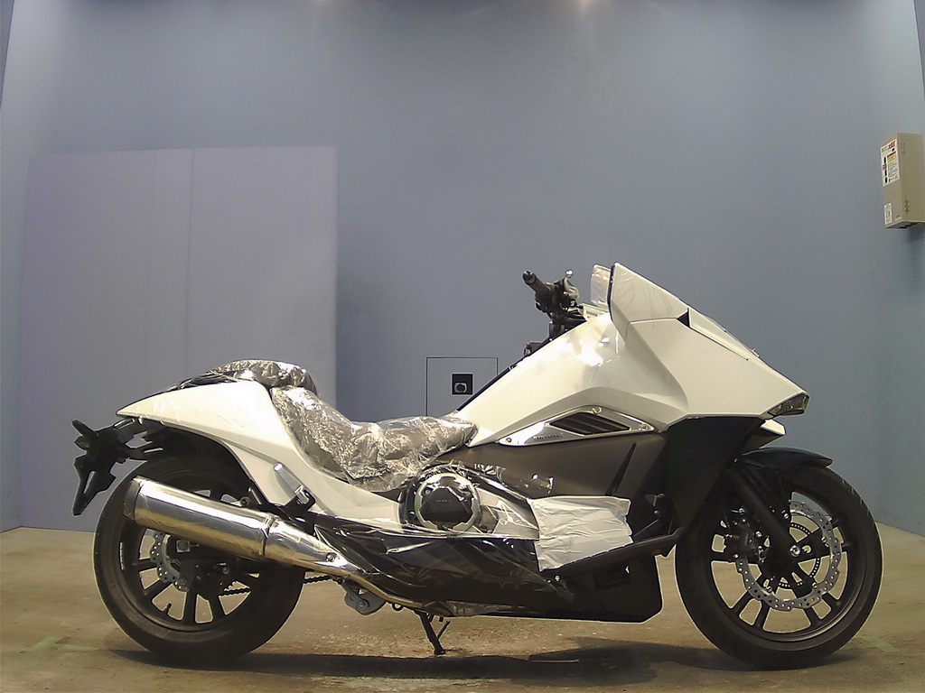 Купить мотоцикл Honda NM4-01: японский мотоцикл Honda NM4-01 в Москве и Санкт-Петербурге на Автобайк